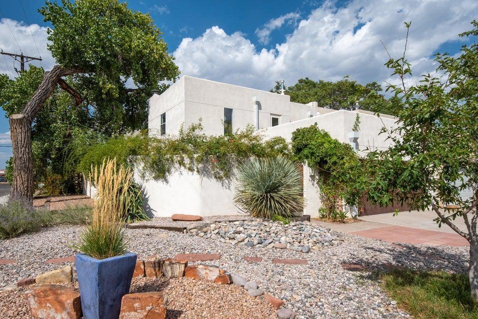 2115 New York Ave SW, Albuquerque, NM 87104 - Townhome Rentals in ...