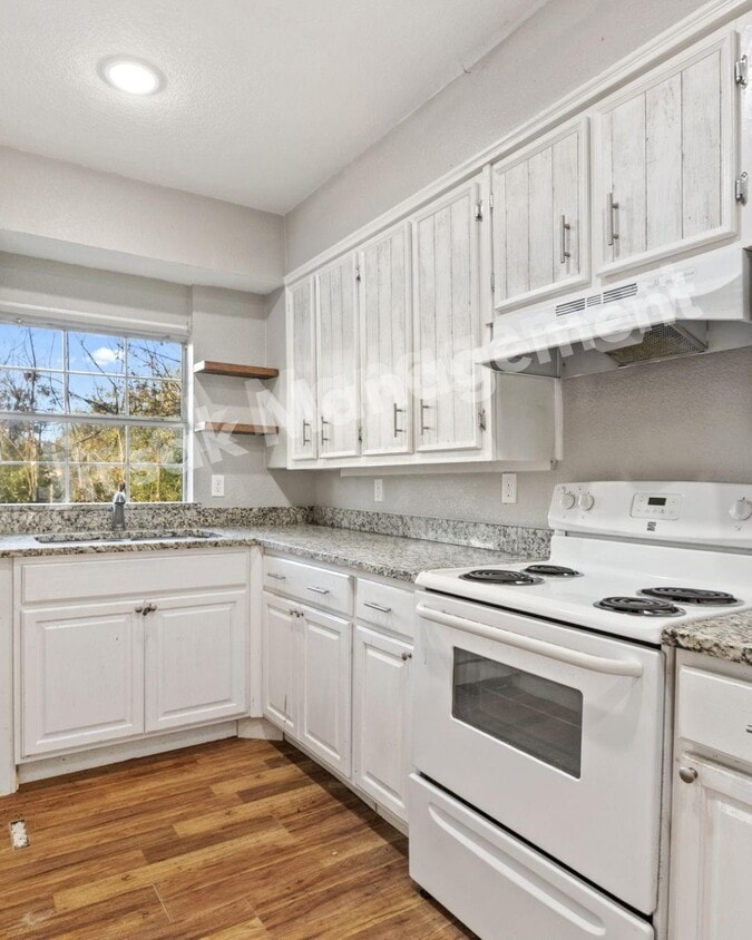 202 S Dunbar Ln, Emory, TX 75440 | Apartments.com