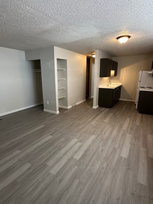 The Coachlight Apartments - 4802 McCarty Blvd Amarillo, TX 79110 ...