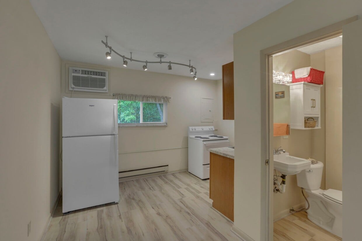 81 W North St Unit E, Lithopolis, OH 43136 | Apartments.com