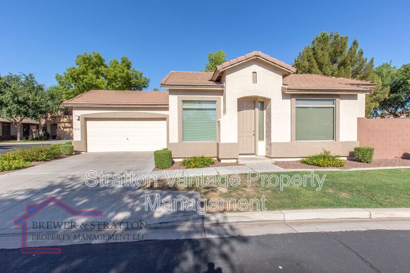 1241 S Roger Way, Chandler, AZ 85286 - House Rental in Chandler, AZ ...