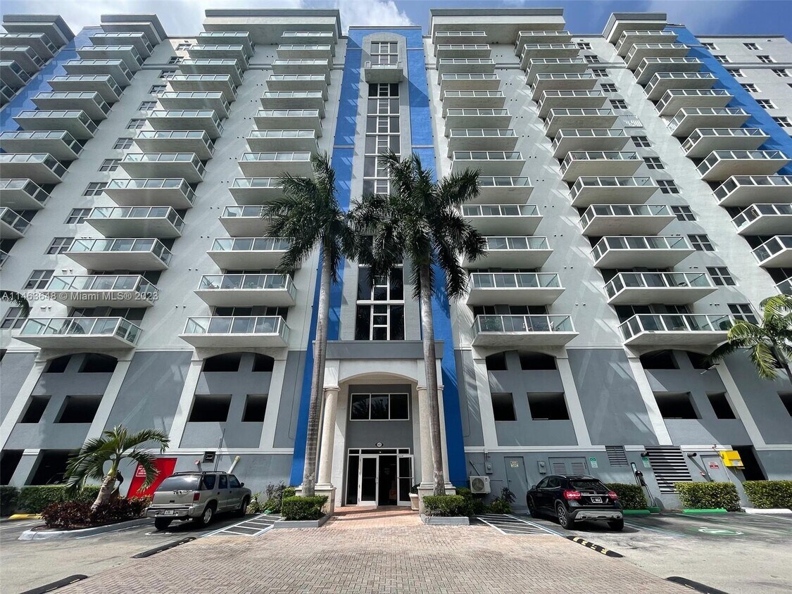 5077 NW 7th St Unit 911, Doral, FL 33126 - Condo for Rent in Doral, FL | Apartments.com
