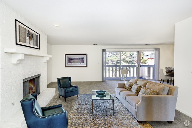 Bridges at Fox Ridge Apartments for Rent with Hardwood Floors - Mission ...
