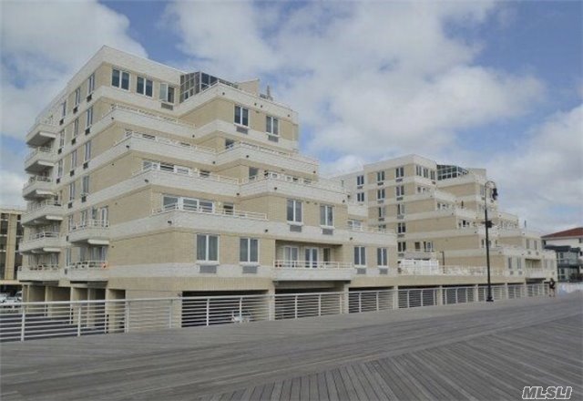 440 W Broadway Unit 3D, Long Beach, NY 11561 - Room for Rent in Long ...