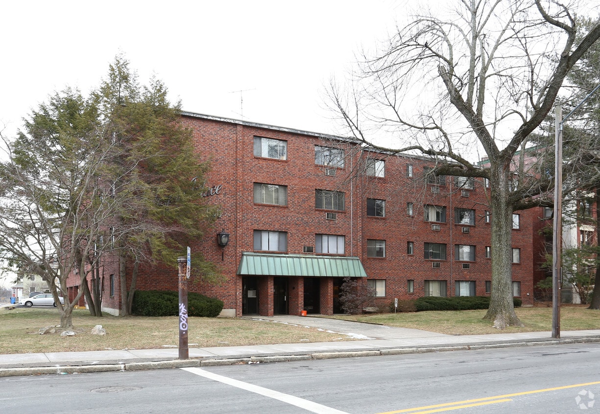 590 Wethersfield Ave, Hartford, CT 06114 - 590 Wethersfield Ave ... 590 Wethersfield Ave, Hartford, CT 06114 - 590 Wethersfield Ave ...