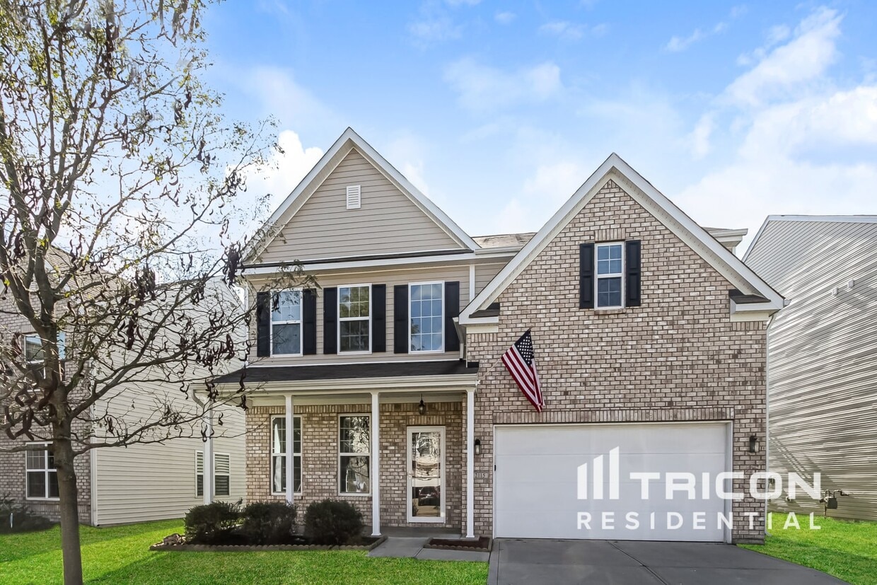 2115 Lakecrest Dr, Columbus, IN 47201 | Apartments.com