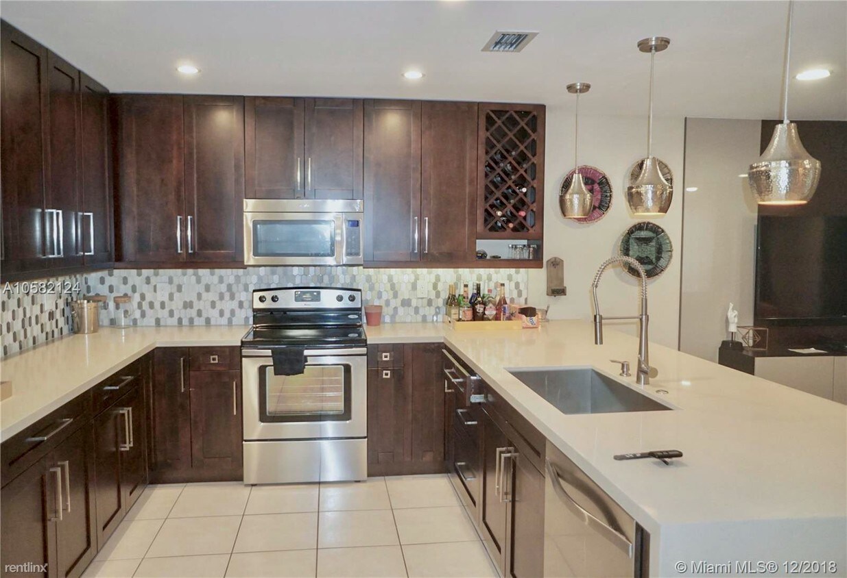 1976 SW 163rd Ave, Miramar, FL 33027 - House Rental in Miramar, FL ...