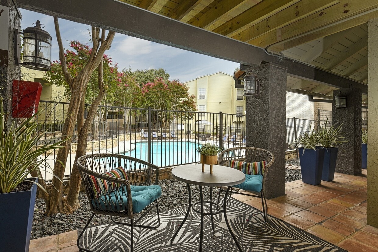 Deer Oaks Apartments - 7230 Wurzbach Rd San Antonio, TX 78240 ...