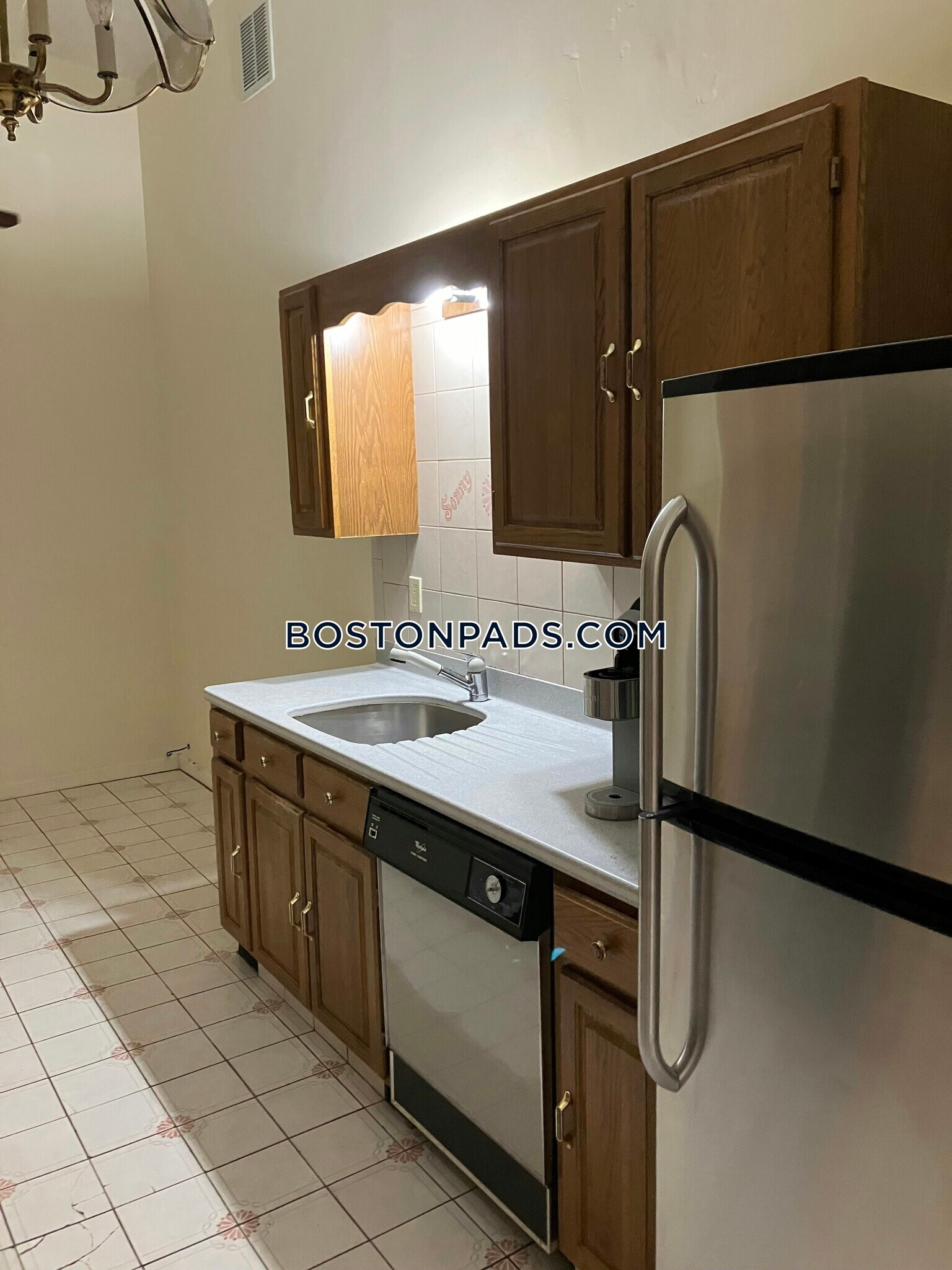 8 Ledgewood Way Unit 23, Peabody, MA 01960 | Apartments.com