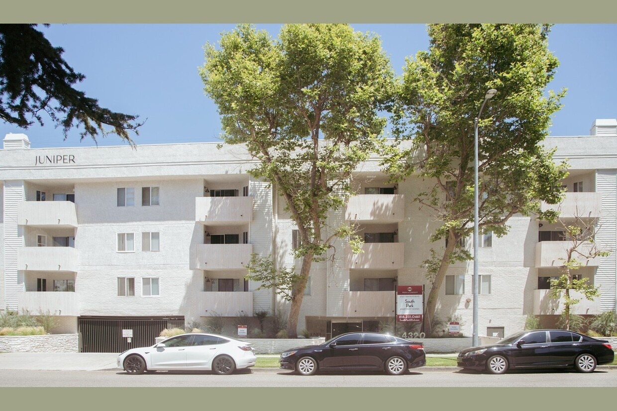 Juniper - Apartments in Sherman Oaks, CA | Apartments.com