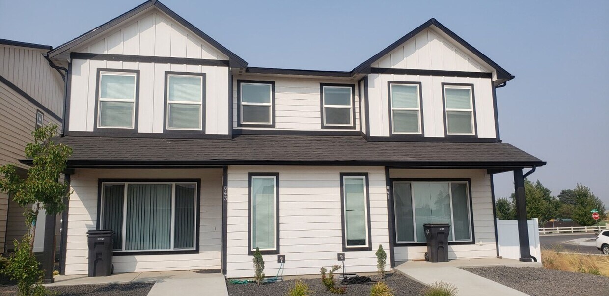 841-843 Greenfield Dr Unit 841 Greenfield Dr, Cheney, WA 99004 - Room ...