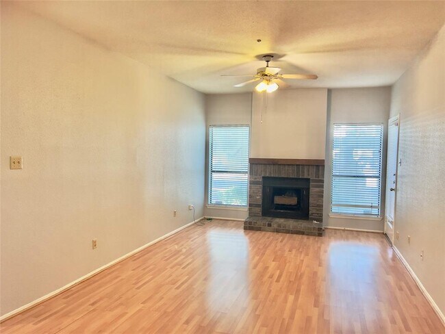 7950 N Stadium Dr Unit 189, Houston, TX 77054 - Condo for Rent in ... 7950 N Stadium Dr Unit 189, Houston, TX 77054 - Condo for Rent in ...