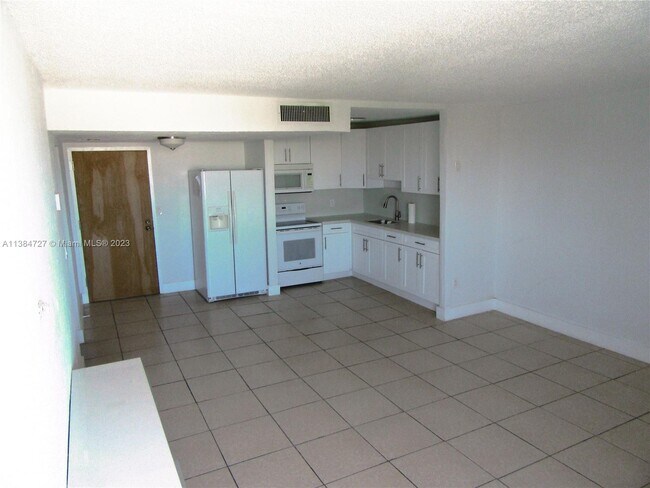 5050 NW 7th St Unit 716, Miami, FL 33126 - Condo for Rent in Miami, FL | Apartments.com