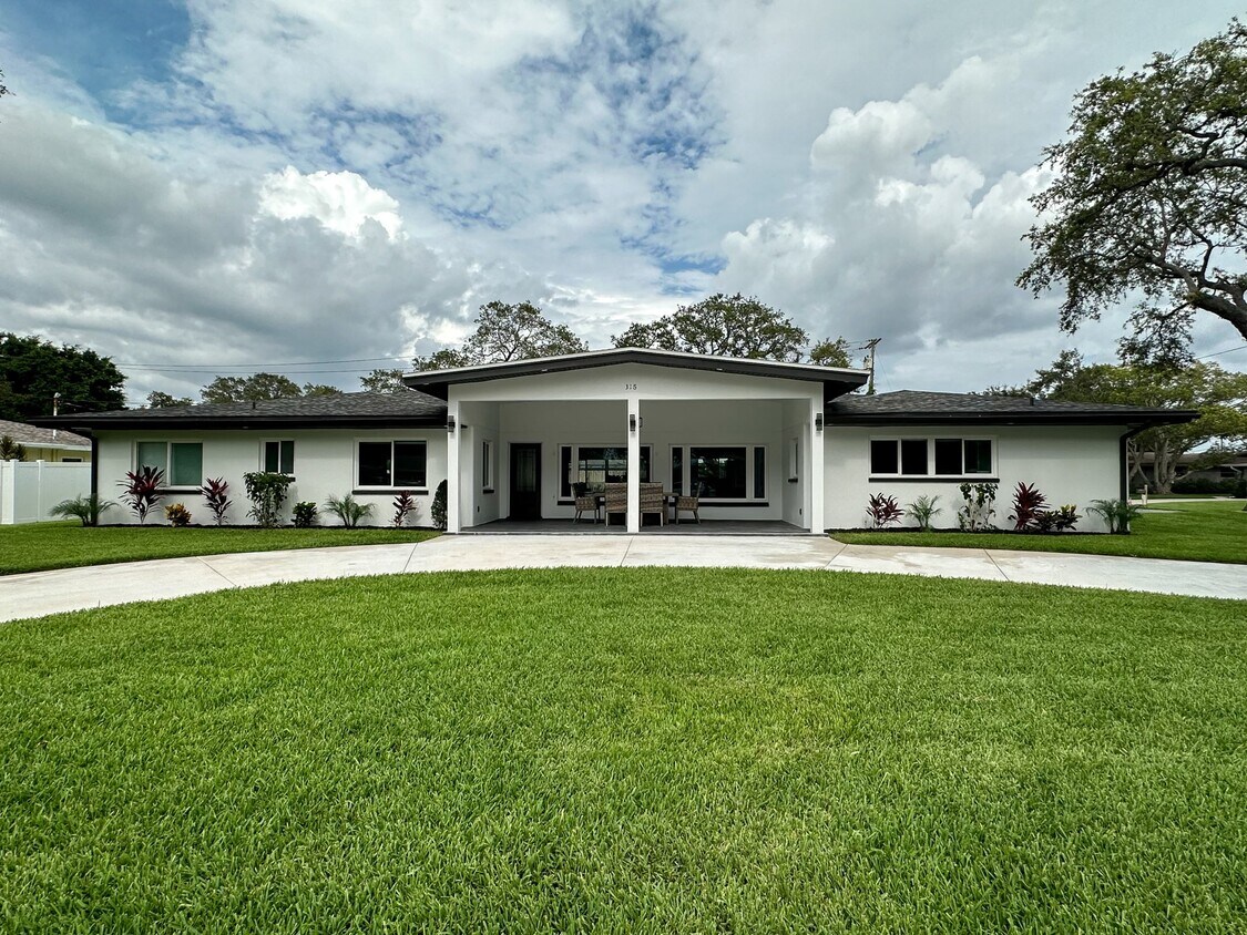315 Crestwood Ln, Largo, FL 33770 - House Rental in Largo, FL ...