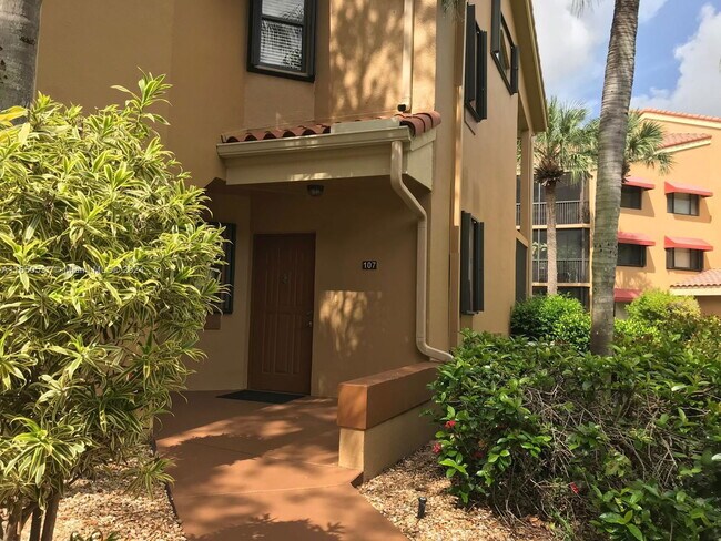 15563 N Miami Lakeway Unit 10717, Miami Lakes, FL 33014 - Condo for ...