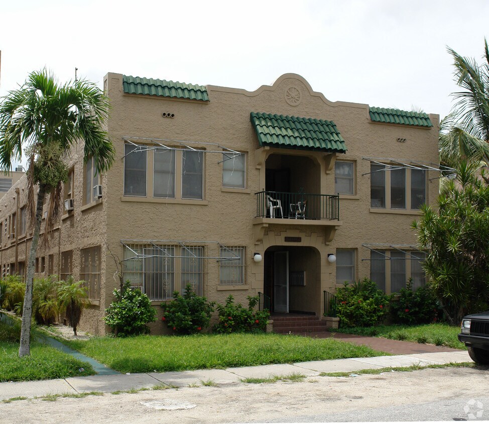2136 SW 5th St Miami, FL 33135 - Alquileres en Miami, FL | Apartamentos.com