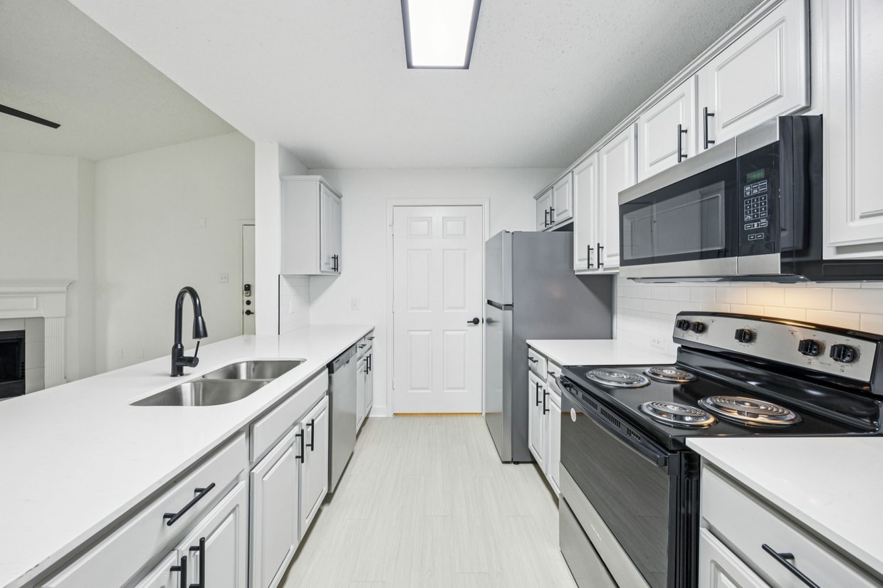 The Monte - 4909 Haverwood Ln Dallas, TX 75287 | Apartments.com
