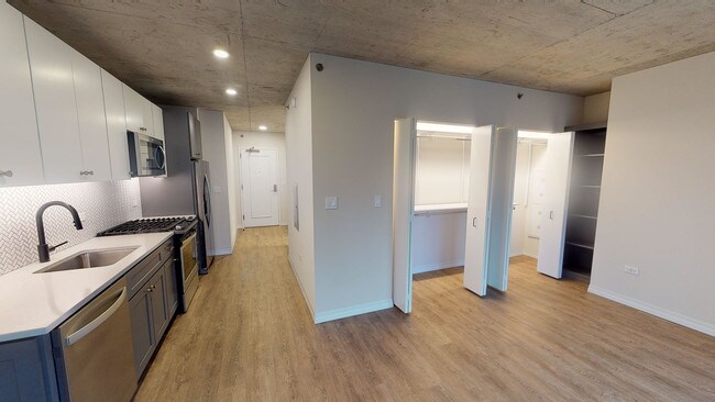 Marlowe Apartments - Chicago, IL | Apartments.com