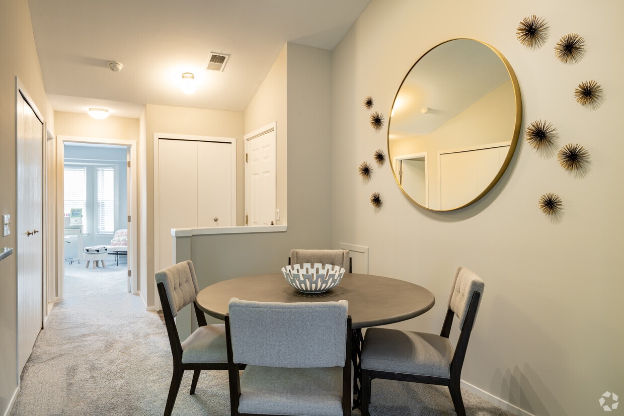 Legends Fox Creek - 4855 Fox Crk Clarkston, MI 48346 | Apartments.com