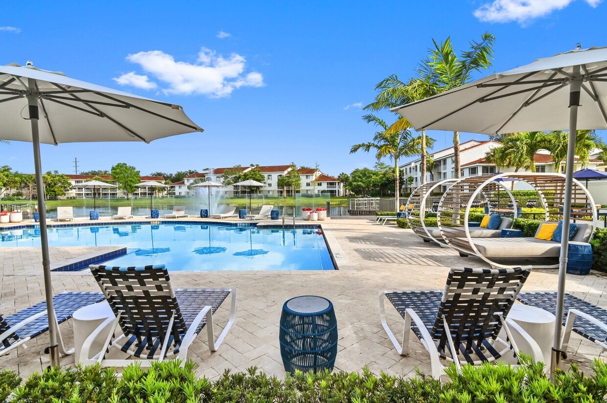 Arbor Oaks Apartments & Townhomes - 9817 Arbor Oaks Ln Boca Raton, FL ...