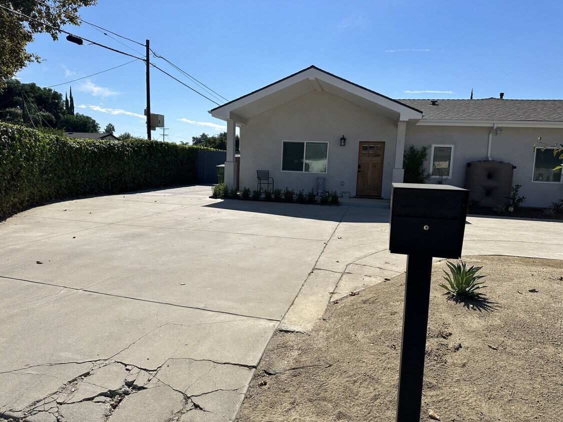 19502 Lanark St, Reseda, CA 91335 - House Rental in Reseda, CA ...
