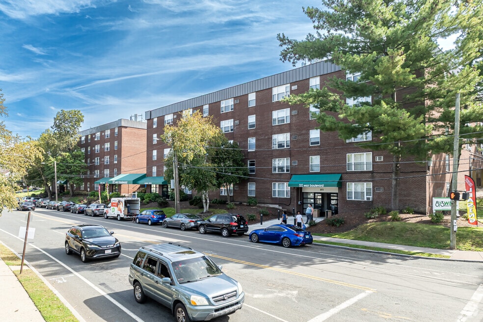 Apartments for Rent in West End, Hartford - 96 Rentals | Apartments.com