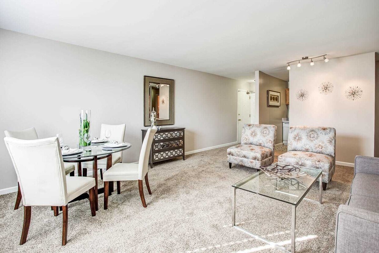 1233 E Prairie Brook Dr Unit B2, Palatine, IL 60074 - Condo for Rent in ...