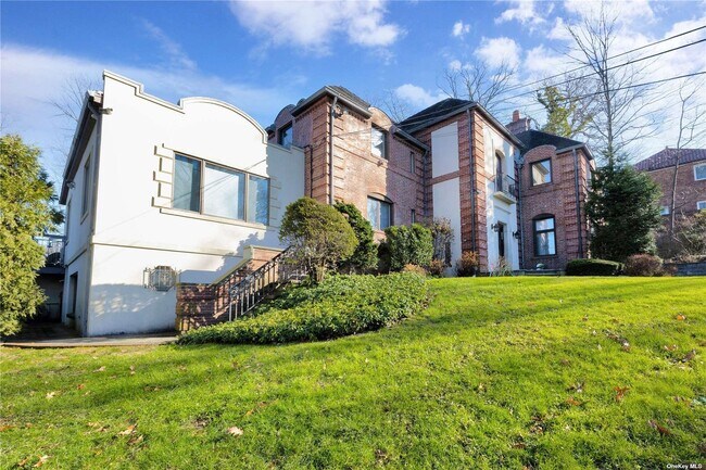 179-28 Tudor Rd, Queens, NY 11432 - House Rental in Queens, NY ...