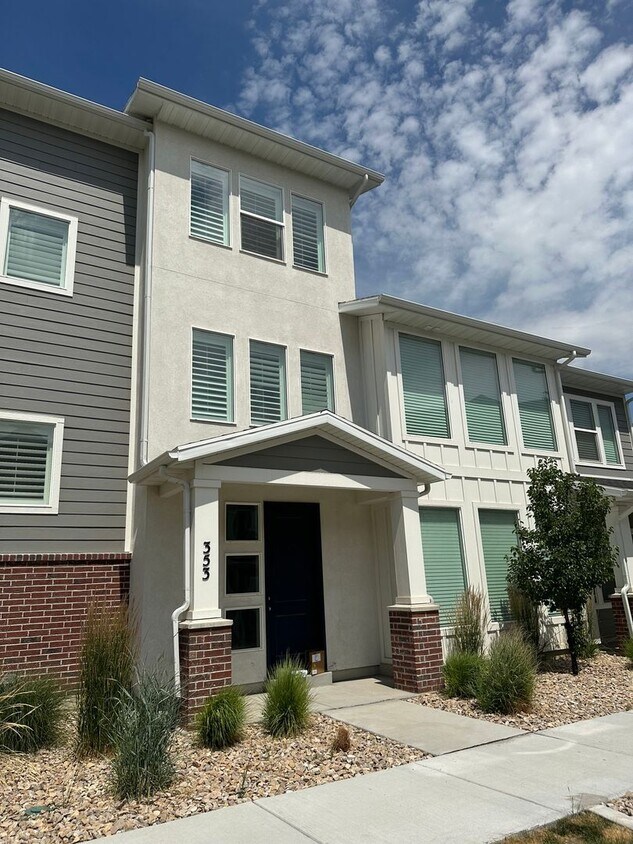 353 W 50 N, Layton, UT 84041 - House Rental in Layton, UT | Apartments.com