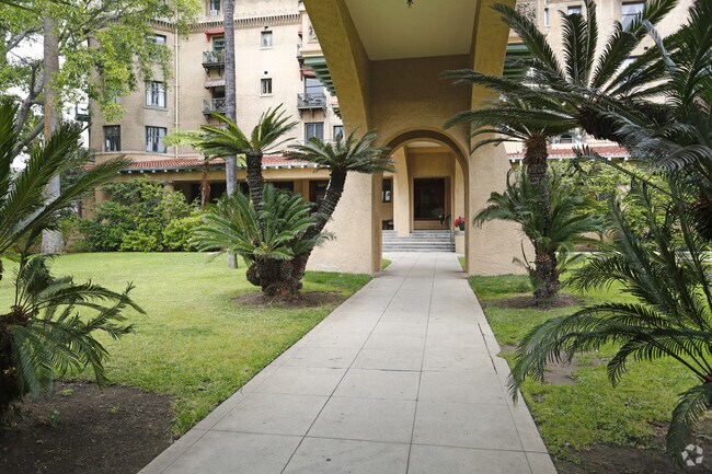Historic Castle Green Hotel & Apartments Apartments - 99 S Raymond Ave ...
