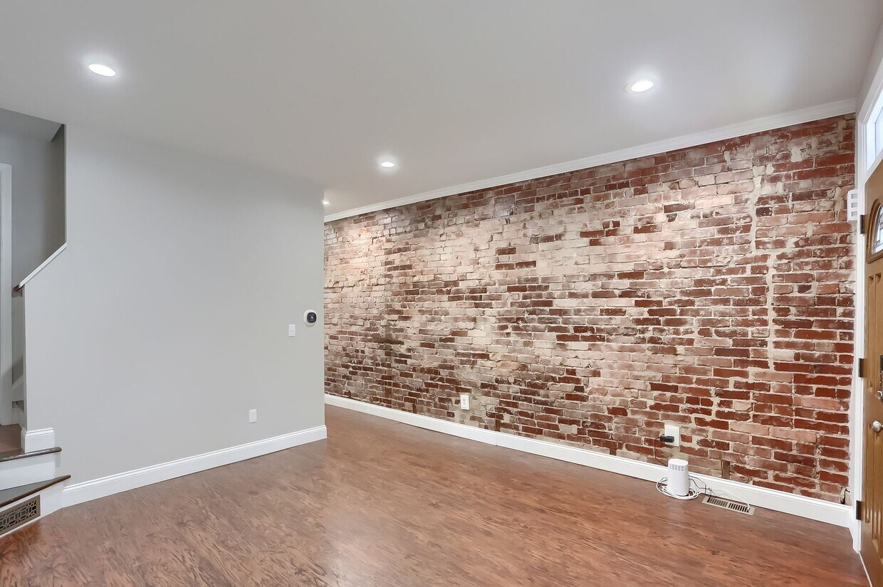 4424 Milgate St, Pittsburgh, PA 15224 - Townhome Rentals in Pittsburgh ...