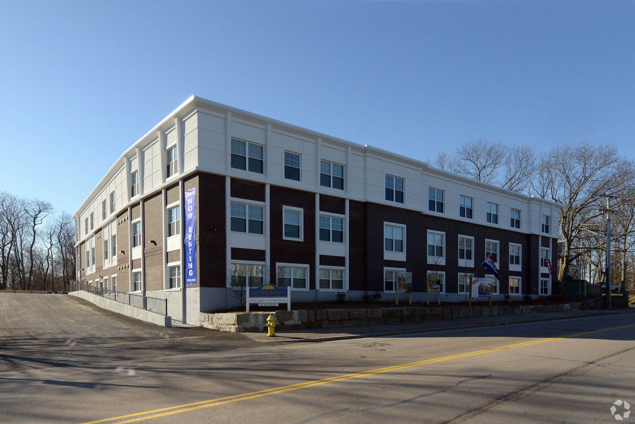Sunset Lake Apartments - 20 Pond St Braintree, MA 02184 | Apartments.com