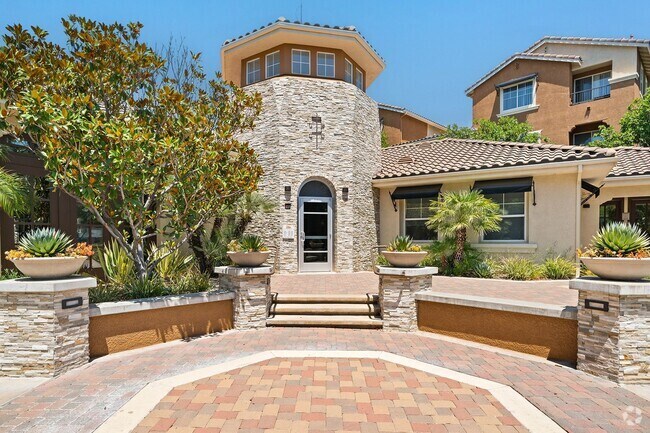 Apartments For Rent in Valencia, CA - 308 Rentals | Apartments.com