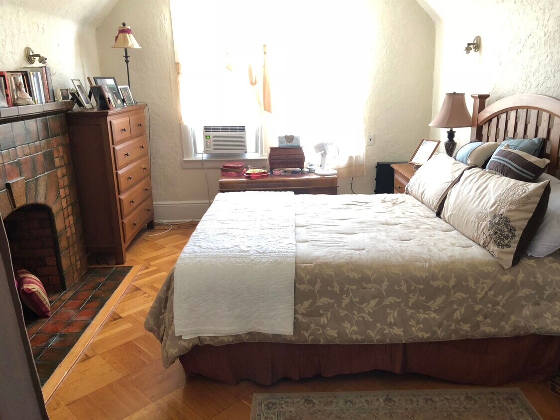 19 Cooper Pl Unit 3, Weehawken, NJ 07086 - Room for Rent in Weehawken ...