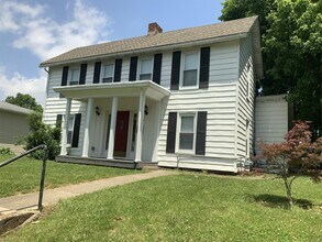 Apartments for Rent with Hardwood Floors Near Rustic Ridge | Apartments.com