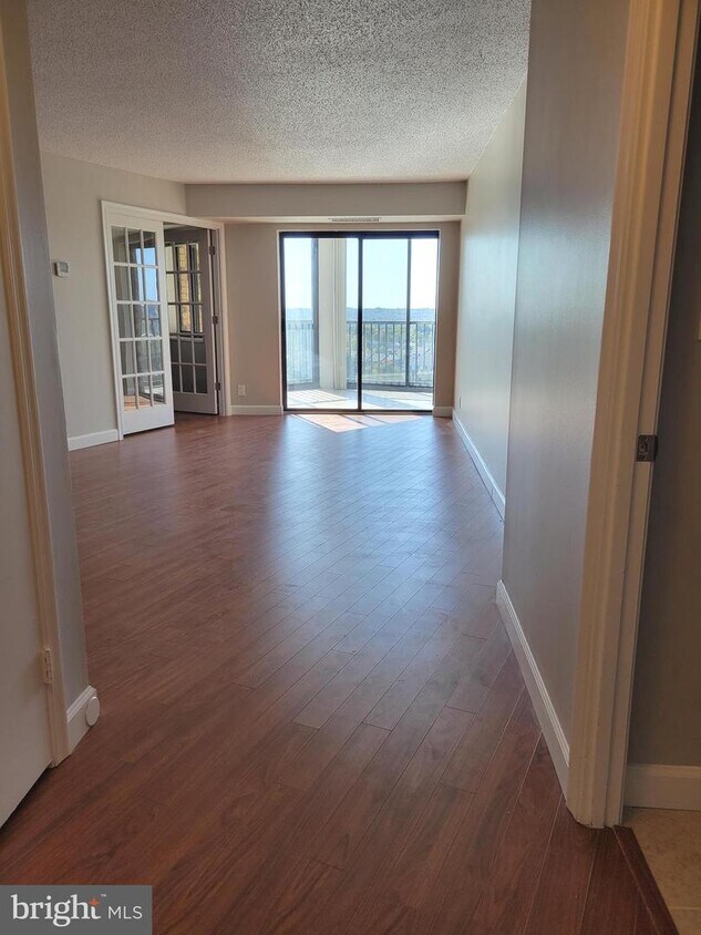 5901 Mt Eagle Dr Unit 1611, Alexandria, VA 22303 - Room for Rent in ...