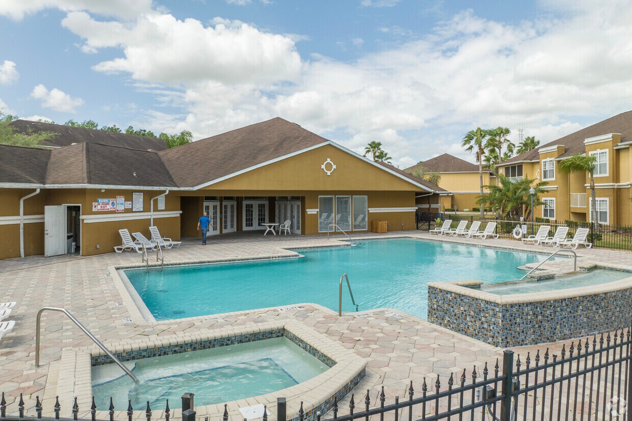 Compton Place - Apartments in Tampa, FL | Apartments.com