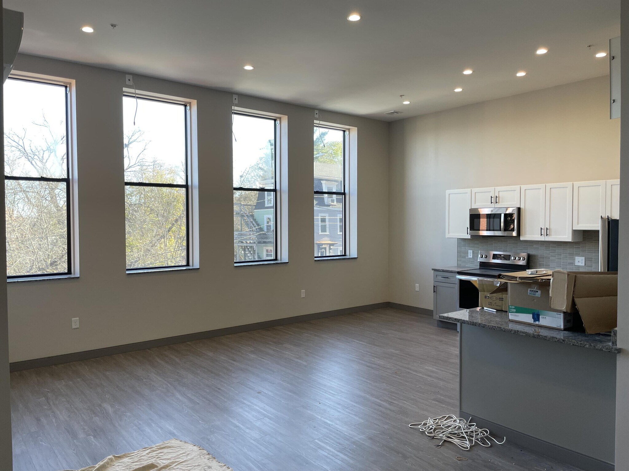 56 Oak Terrace Unit 210, Haverhill, MA 01832 - Room for Rent in ...