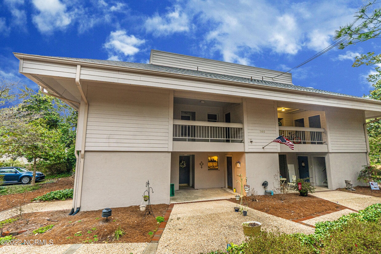 160 S May St Unit Apt 3, Southern Pines, NC 28387 - Condo for Rent in ...