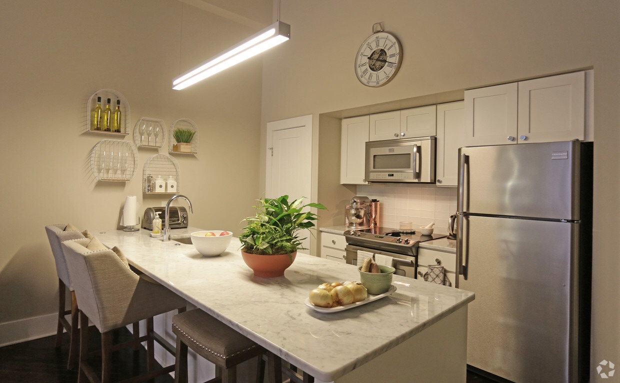 Pike Block - 300 S Salina St Syracuse, NY 13202 | Apartments.com