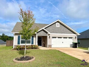 Hawk's Ridge Apartments for Rent with Washer & Dryer - Byron, GA ...