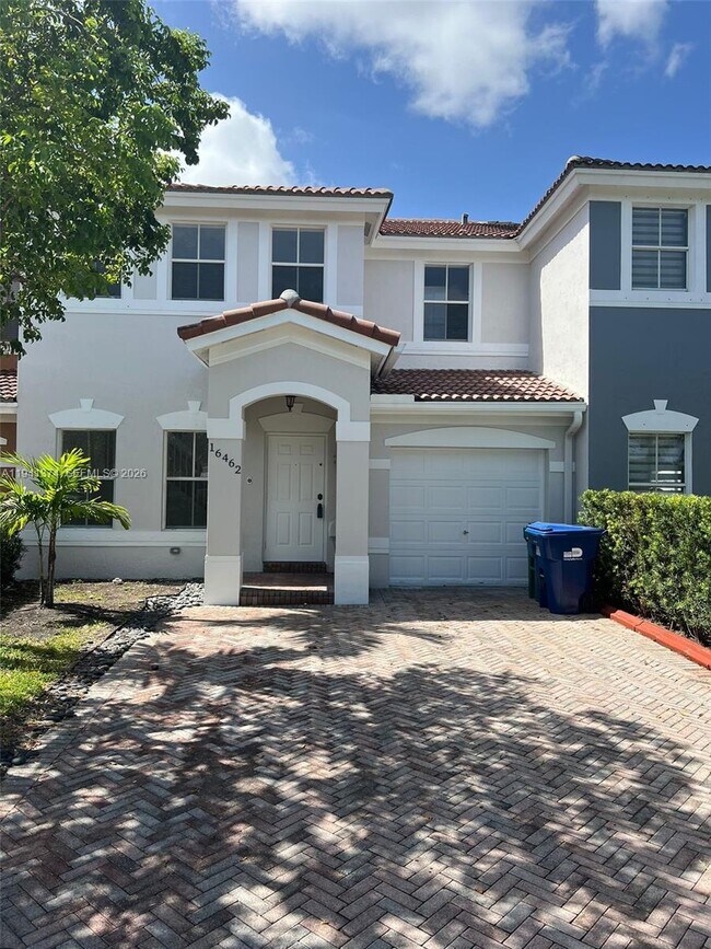 16462 SW 48Th Terrace, Miami, FL 33185 - Townhome Rentals in Miami FL ...