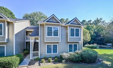 The Village at Lake Park Apartments for Rent with Utilities Included ...