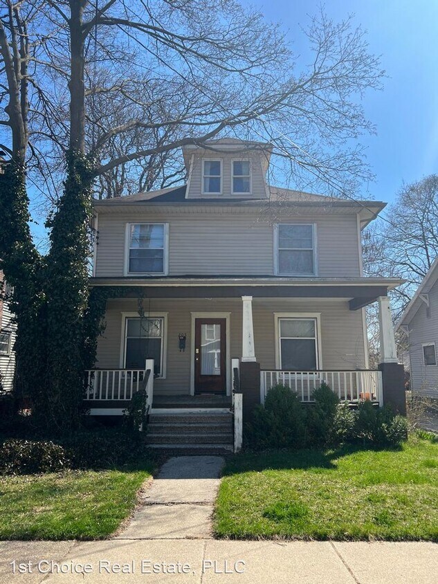 205 Leslie St, Lansing, MI 48912 - House Rental in Lansing, MI ...