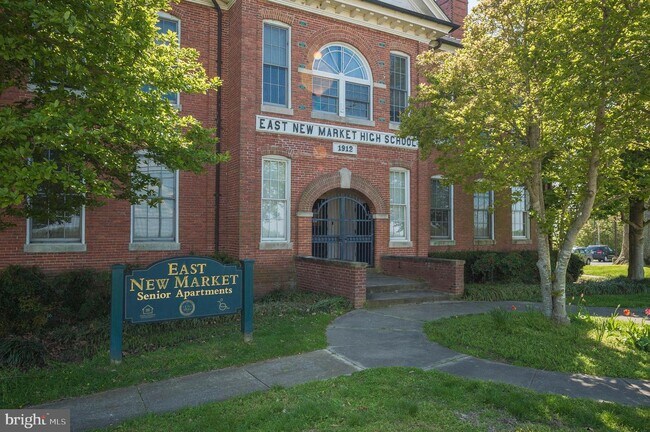 40 Academy St Unit 105, East New Market, MD 21631 - Room for Rent in ...
