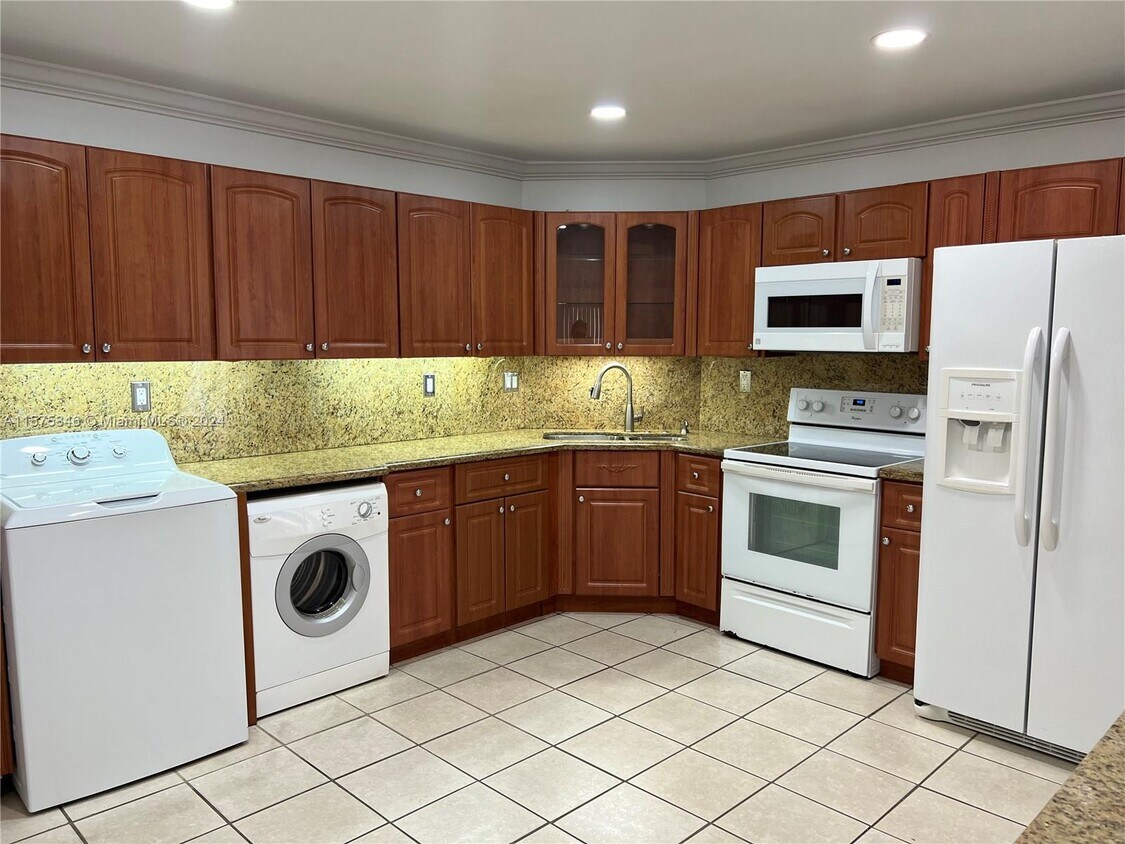 6795 SW 132nd Ave Unit 204, Miami, FL 33183 - Room for Rent in Miami ...