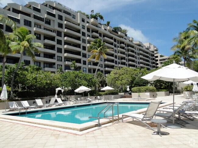 Key Colony Condominiums Apartments for Rent - Key Biscayne, FL ...
