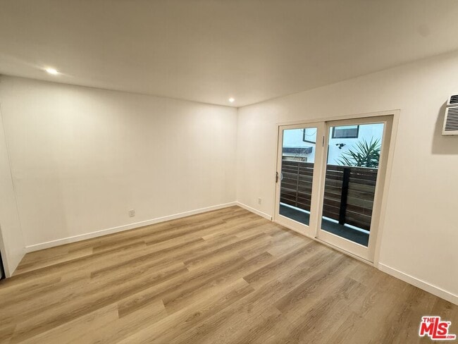 1333 N Fuller Ave Unit 1, Los Angeles, CA 90046 - Room for Rent in Los ...