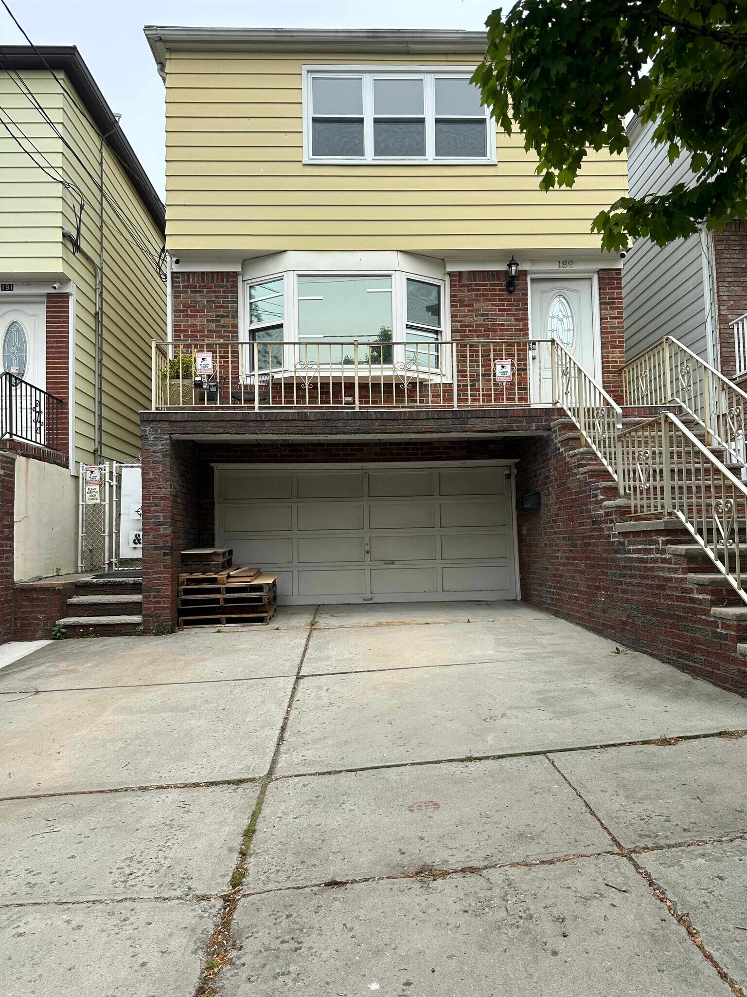 189 W 51St St Unit 2, Bayonne, NJ 07002 - Room for Rent in Bayonne, NJ ...