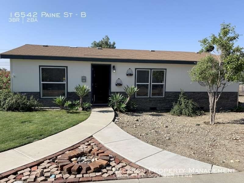 16542 Paine St, Fontana, CA 92336 - Room for Rent in Fontana, CA ...
